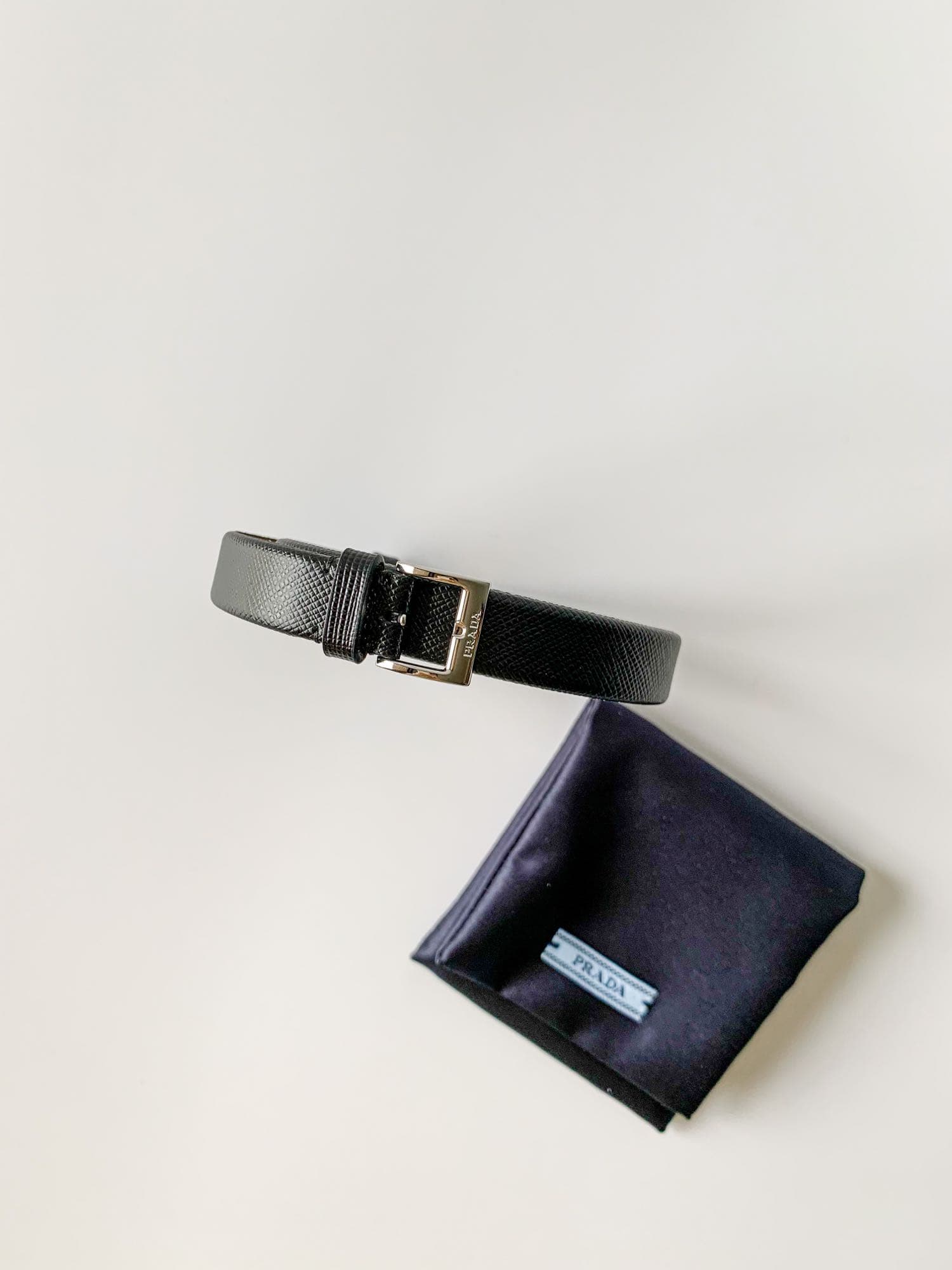 #分享 Prada x Centurion - 精品板 | Dcard