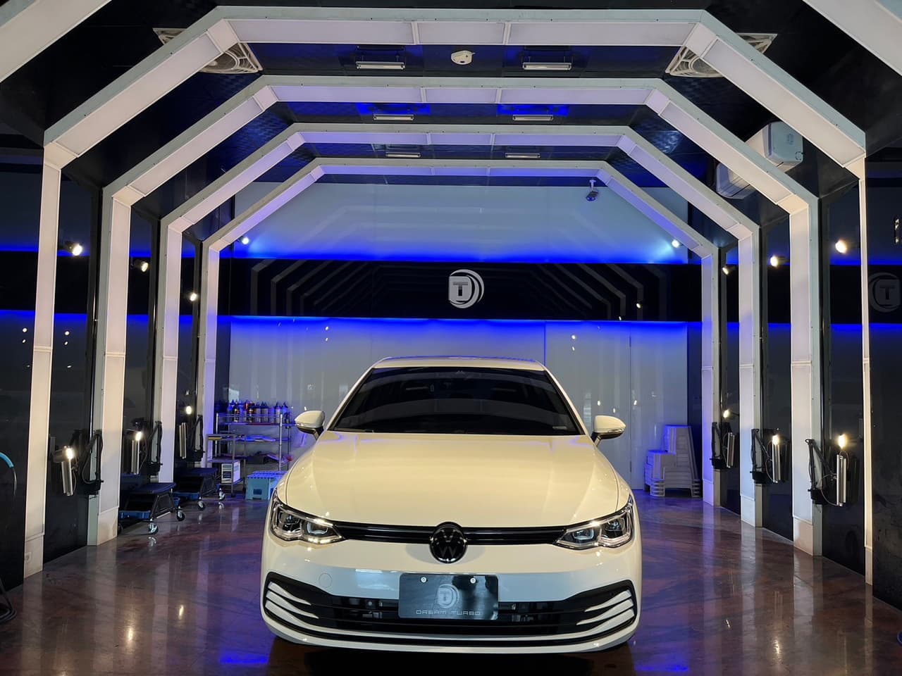 VW Golf 230 etsi IQ Drive MK8 開箱 - 汽車板 | Dcard