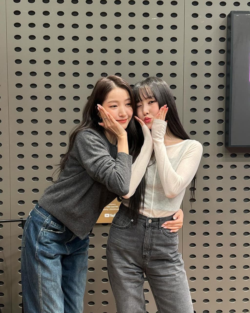 #行程 #電台 241104~241110 Yuju - Special DJ KBS Cool FM Heize 的提高音量Volume Up - GFRIEND板 | Dcard