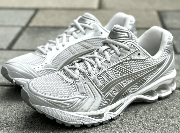#發問 ASICS 跑鞋選擇 (求大大們投票) - 球鞋板 | Dcard