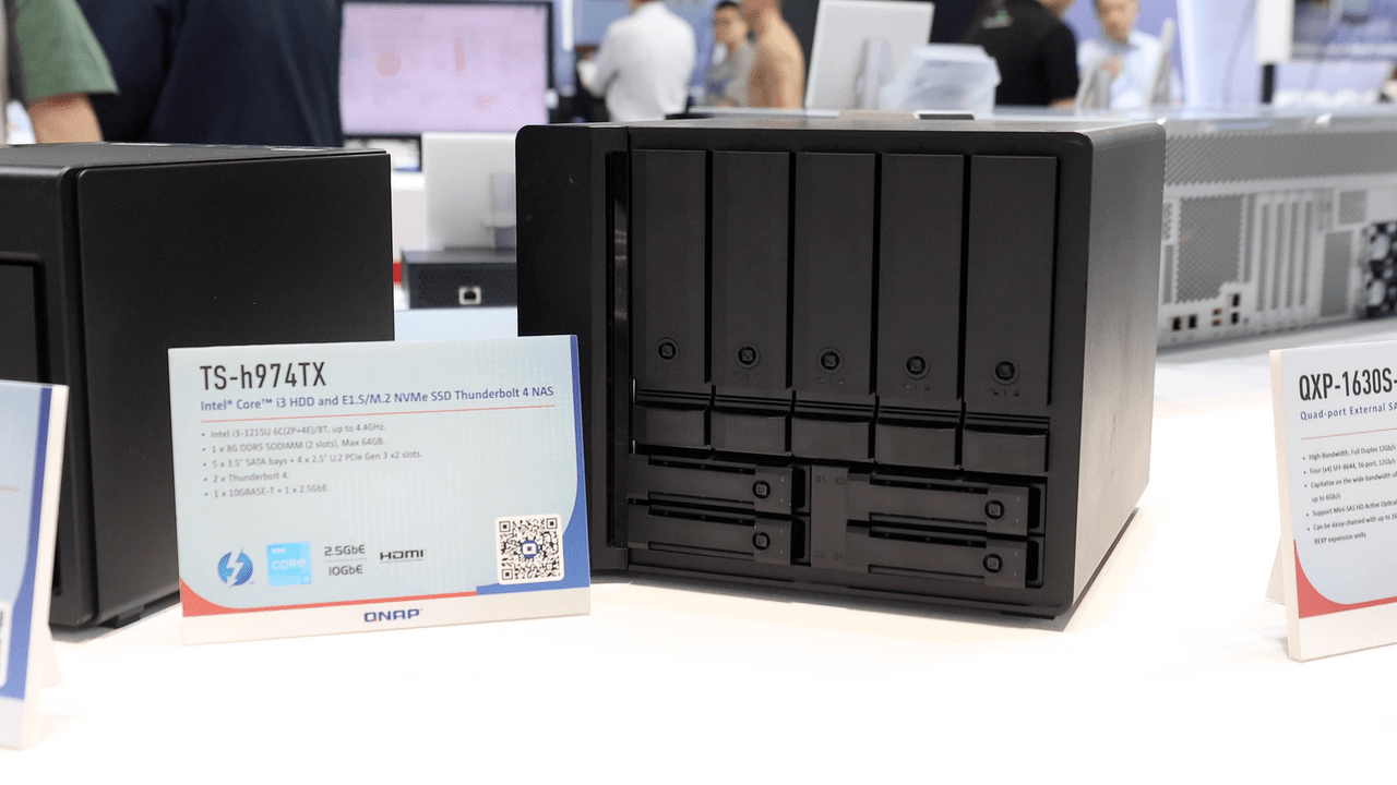 威聯通 COMPUTEX，HA 解決方案亮相！還有AI 應用、備份策略與多款 QNAP 新機一次看 - EnterBox (@enterbox) | Dcard