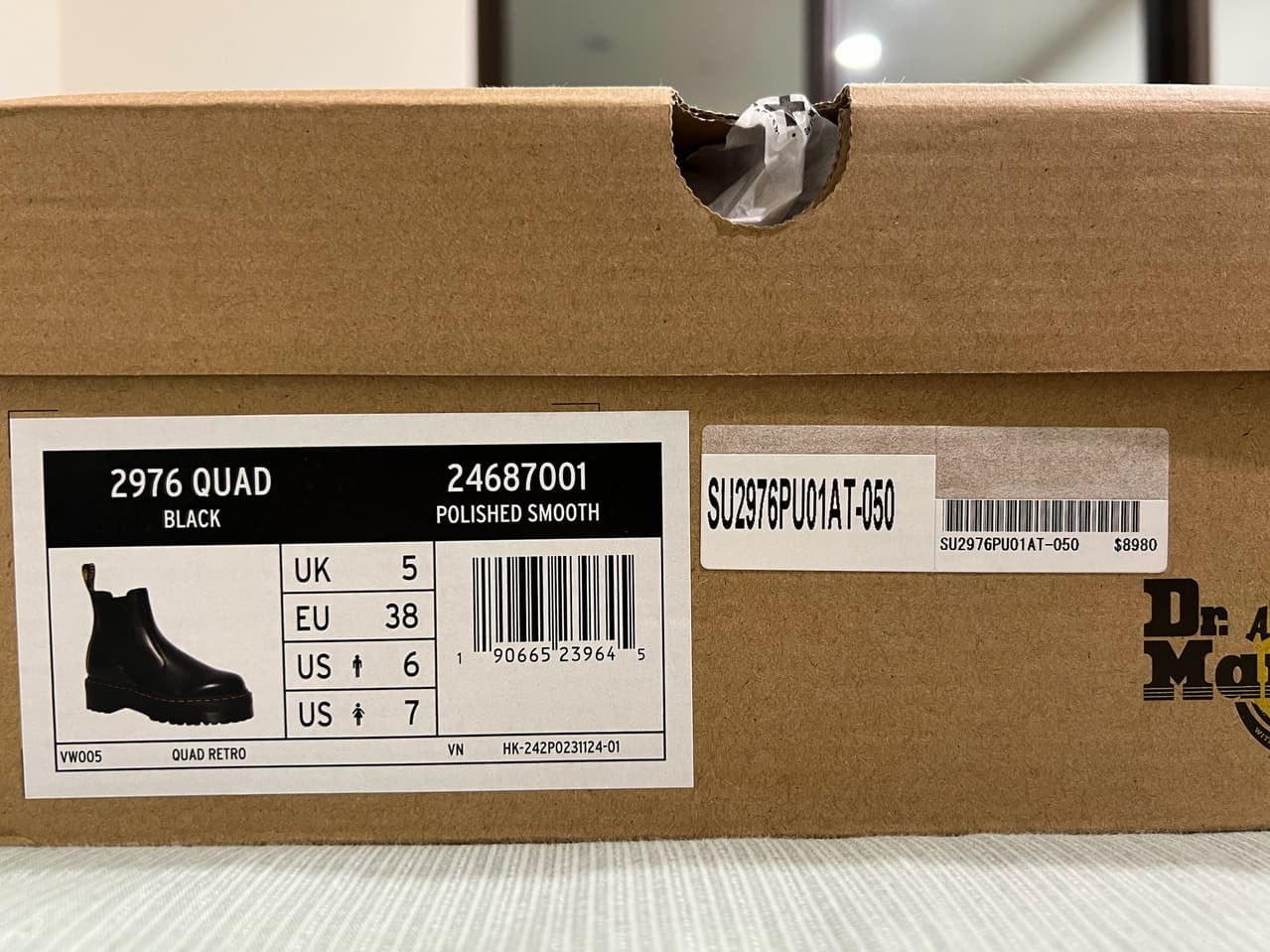 #我要賣 DR. MARTENS 中筒靴 2976 UK5 - 二手交易板 | Dcard