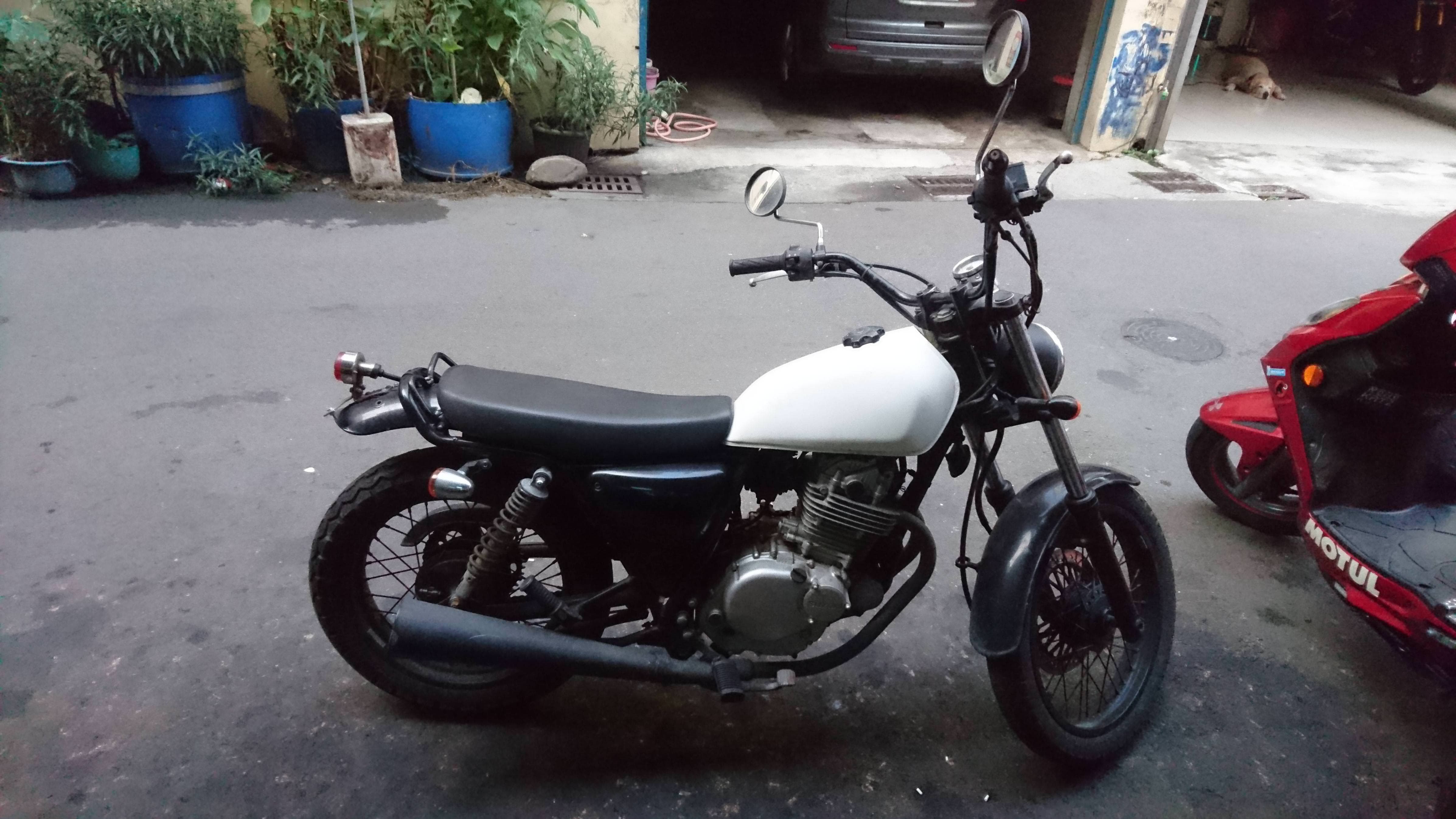 草上飛記---Suzuki TU250非常小台的250 - 機車板 | Dcard