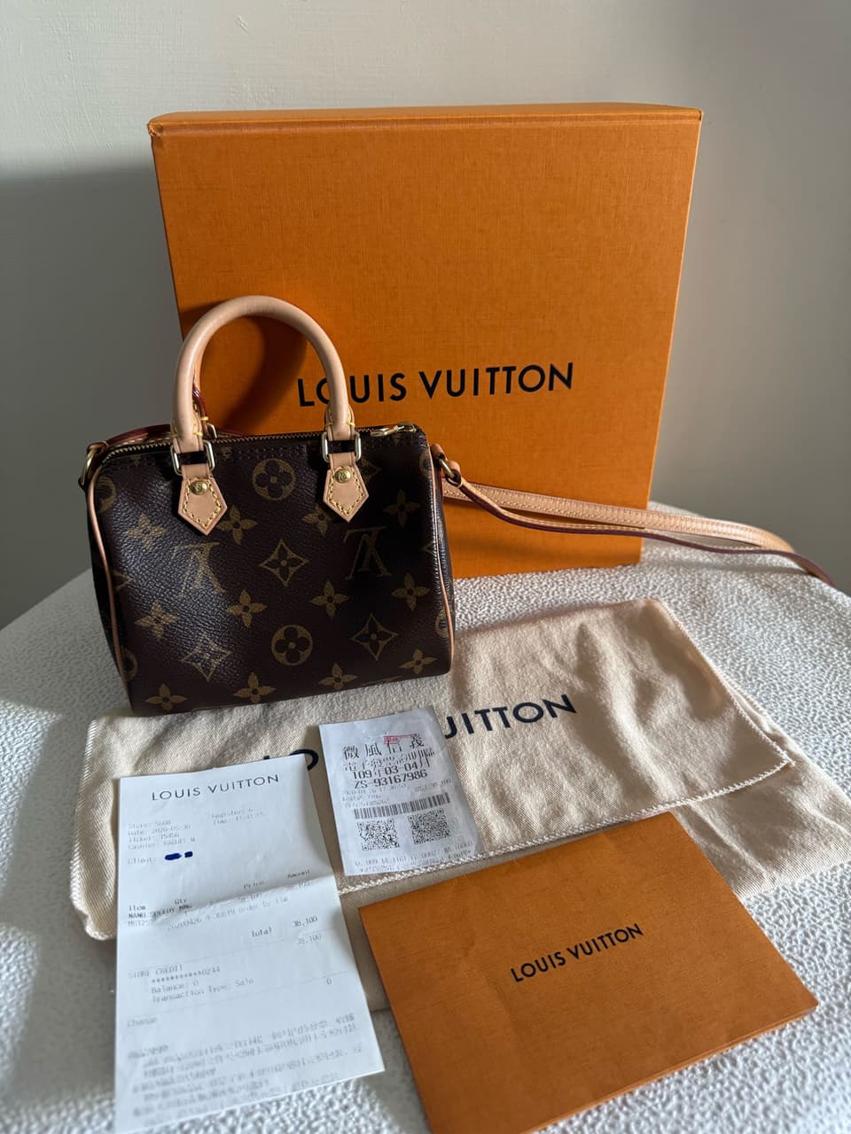 #我要賣 LV nan speedy舊版 專櫃已絕版！容量比新款更大 - 二手交易板 | Dcard