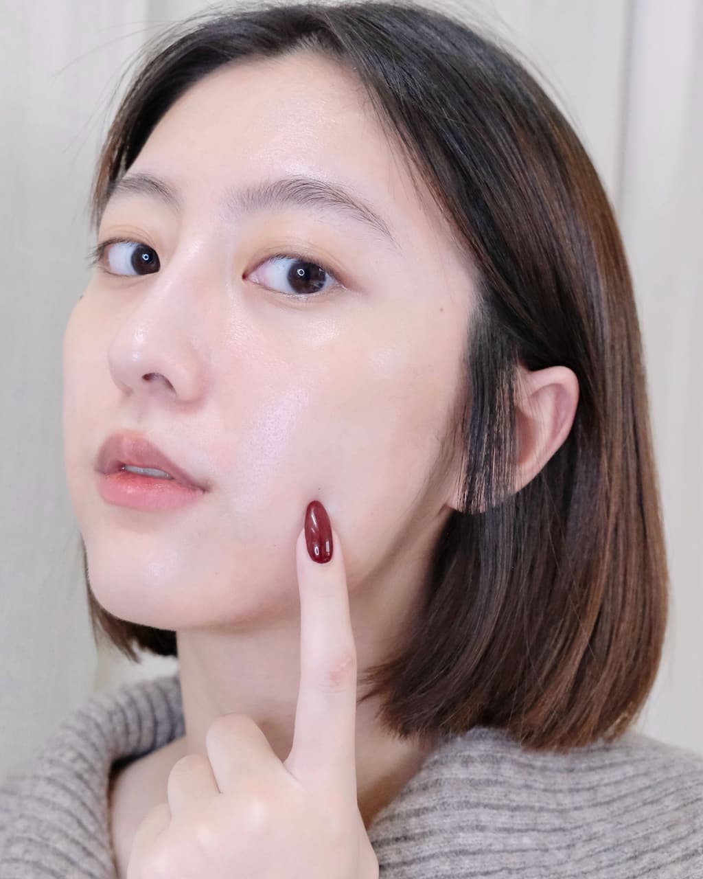 800元的精華就可以讓臉超亮 - 小明同學🌻 (@mying_1) | Dcard