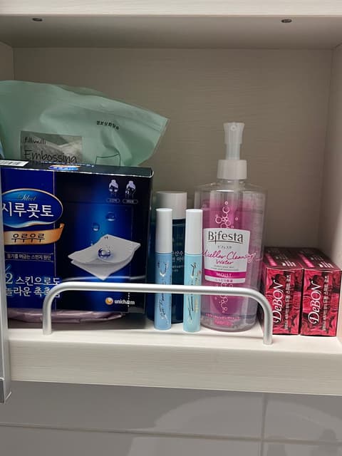 What’s in my 新家bathroom🇰🇷 - 비비ෆ⃛ (@vv_isme) | Dcard