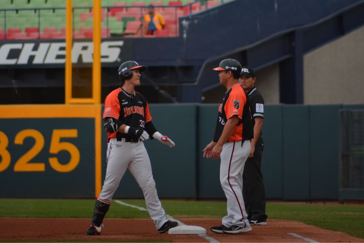 今日份快樂 - 阿禎與他的快樂夥伴 (@baseball_0806) | Dcard