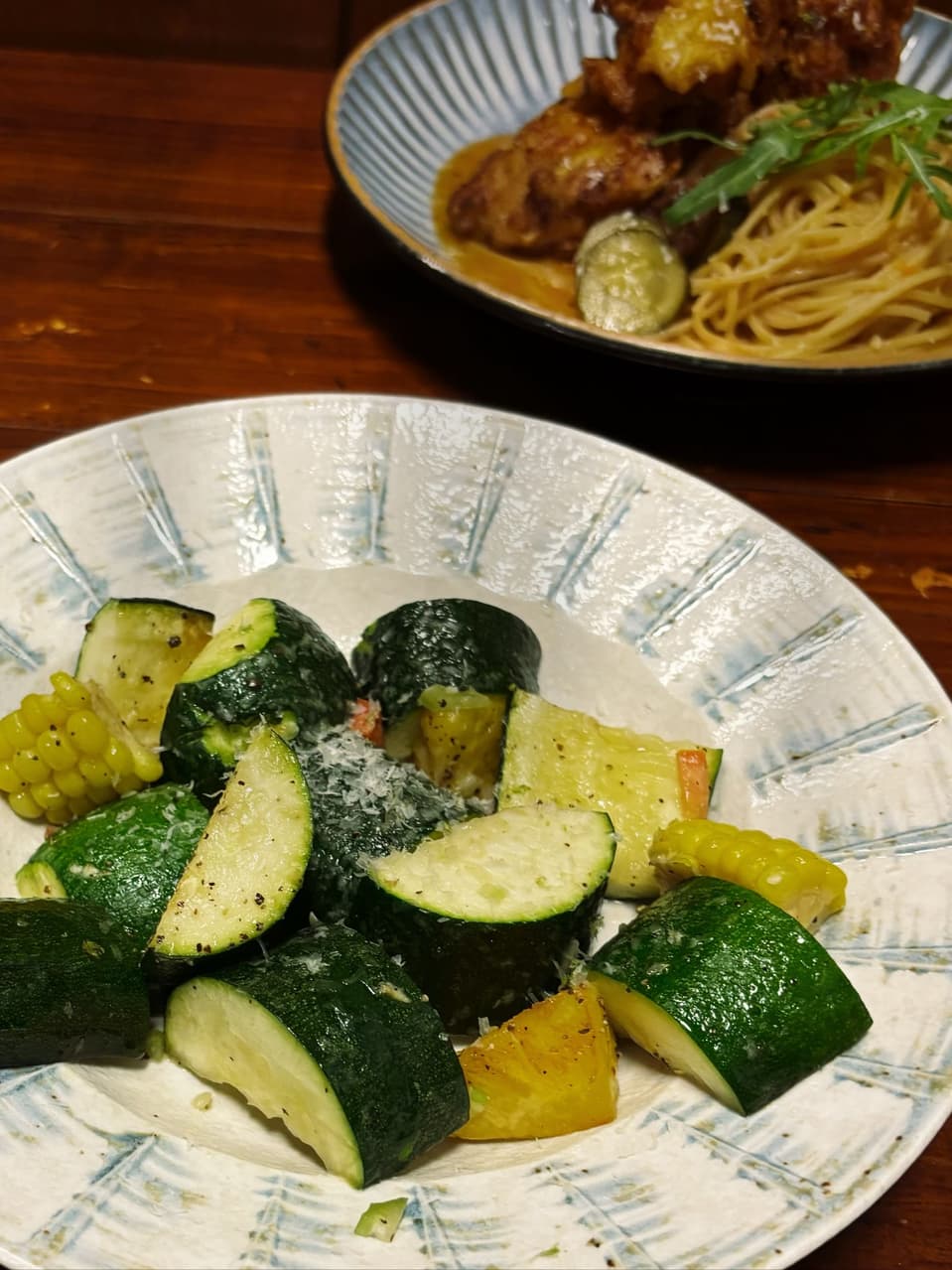 嘉義必吃‼️｜cp值超高 ｜義式｜黑色炸雞🍗 - 小雞🐤 (@derrica) | Dcard