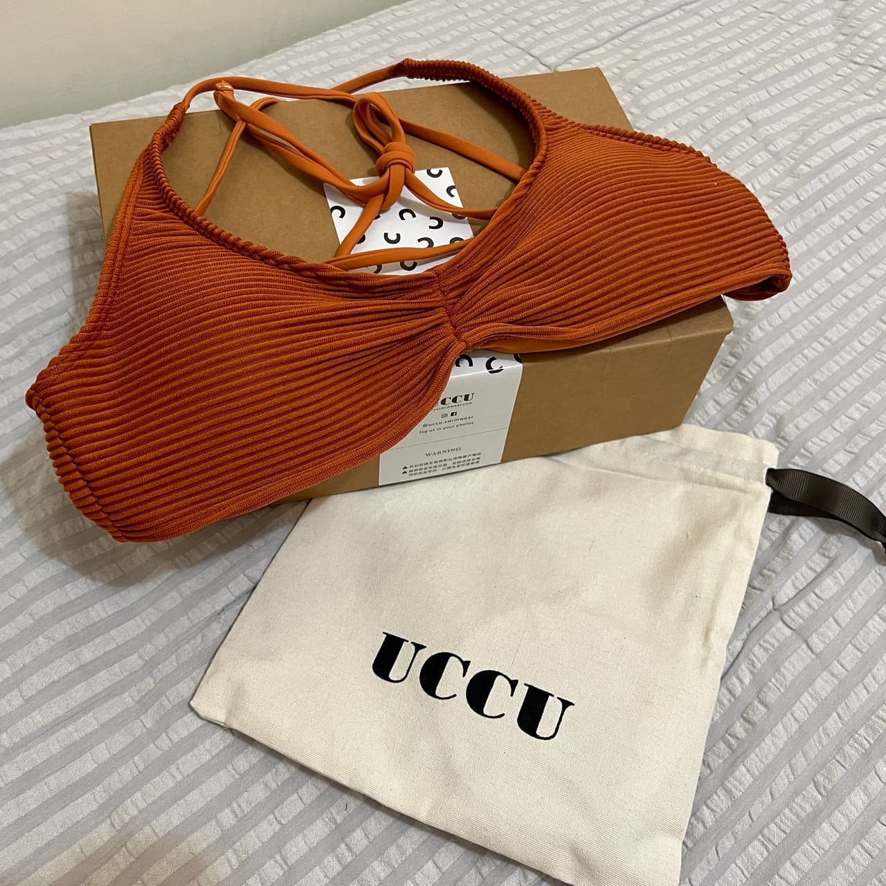 #我要賣 全新 UCCU swimwear 比基尼上身 - 二手交易板 | Dcard