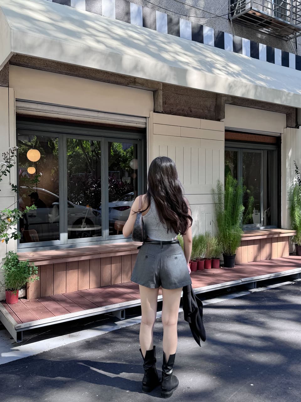 抓住夏天的小尾巴🍒 | 衣櫃入秋一小角 - 小魚 (@redfish_cx) | Dcard