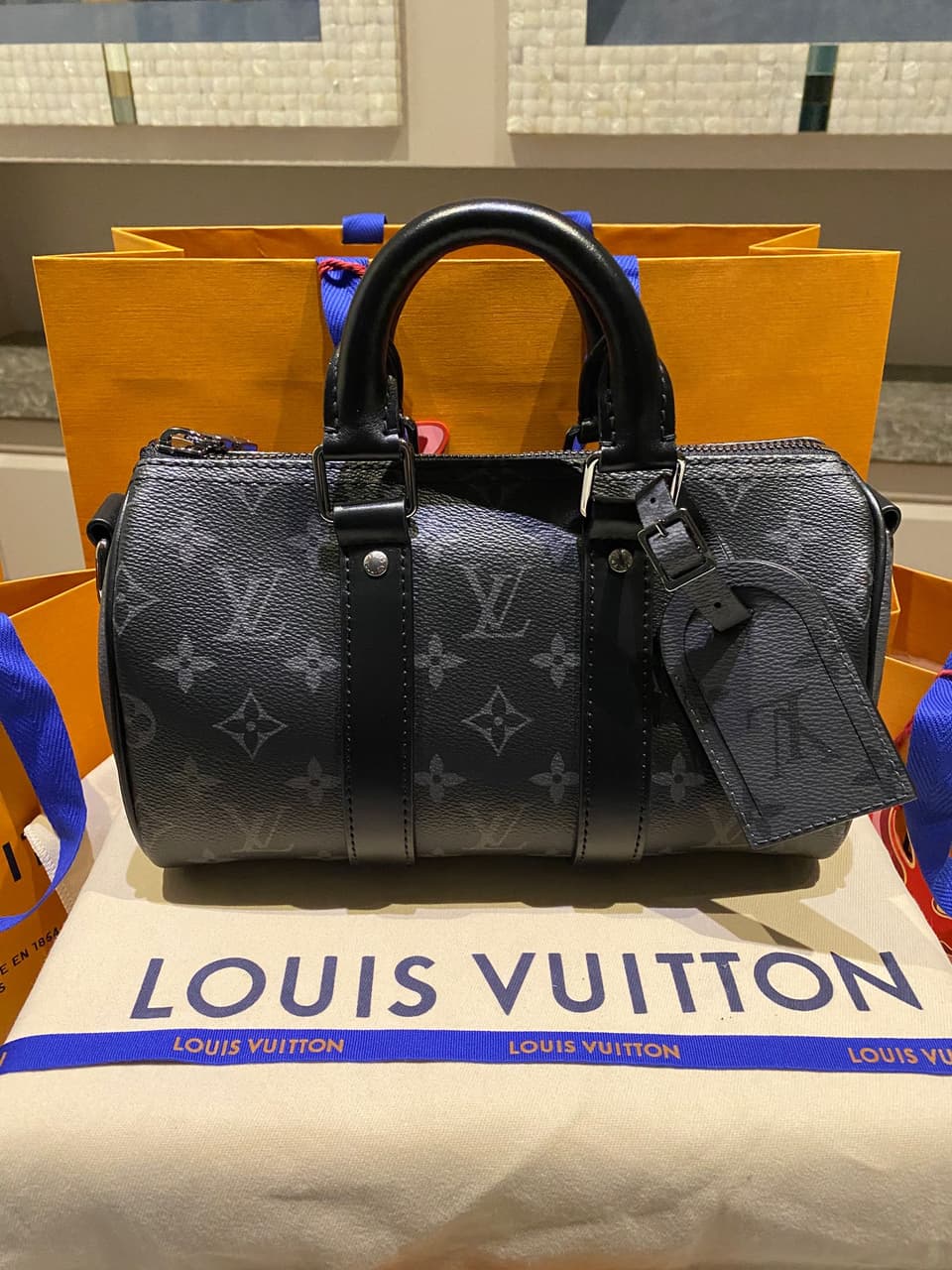 #開箱 LV Keepall 25，人生第一個LV包 - 精品板 | Dcard
