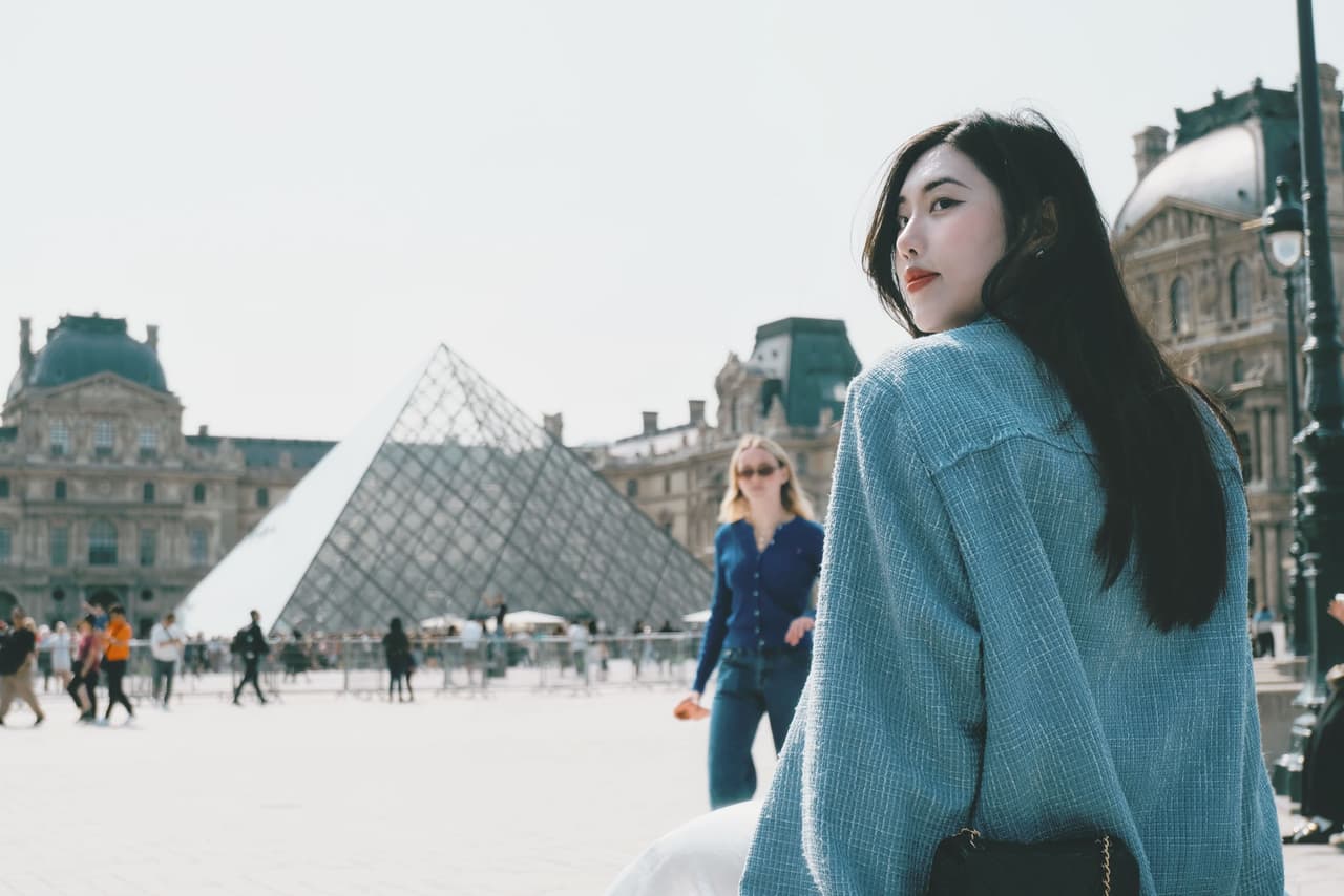 #國外遊記 巴黎羅浮宮期間限定高定服裝展、歎為觀止的阿波羅廳 自由行Day2 - 旅遊板 | Dcard