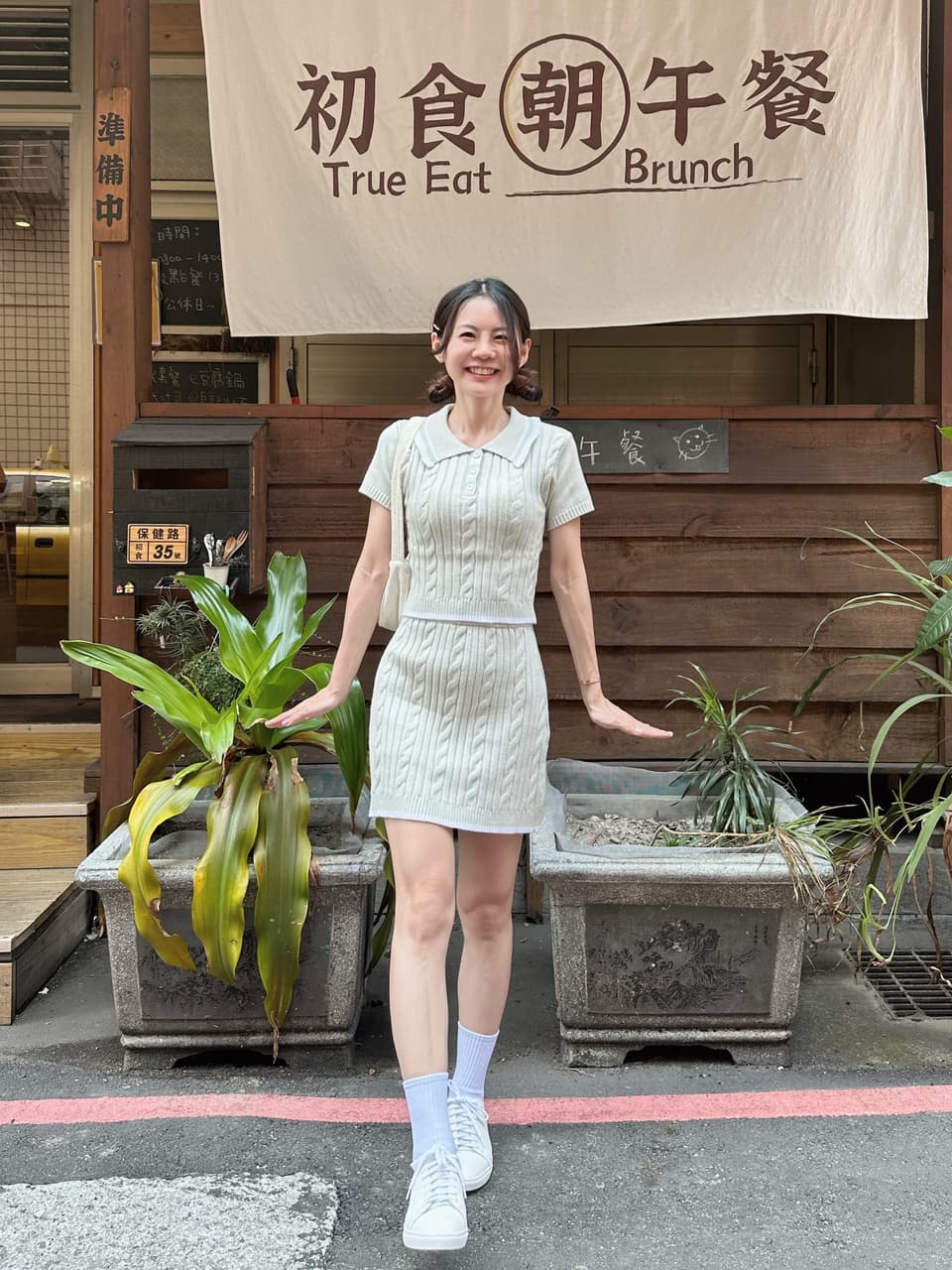 #分享 #推薦 快速出門！2套初秋低飽和穿搭 #電力滿格密技 - 𝑮𝒐𝒐𝒅𝑴𝒐𝒏𝒊 (@moni065) | Dcard