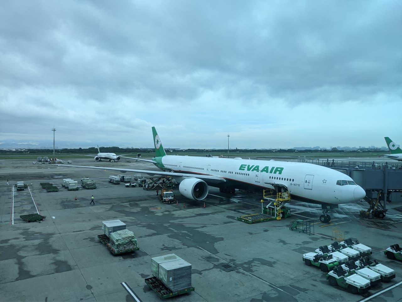 長榮787-10座位 的相關討論與真實心得｜Dcard