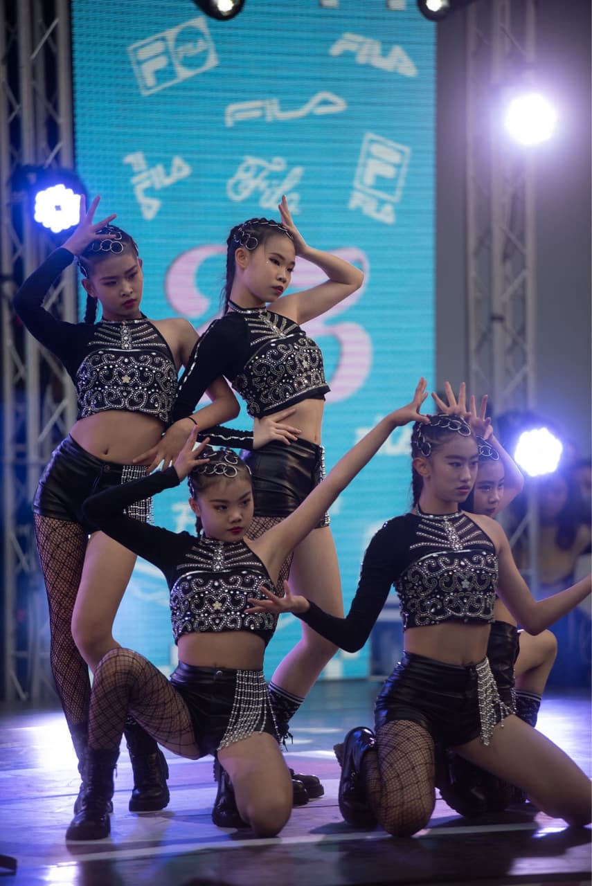 #分享 關於我去拍攝Hero4who國際舞蹈大賽之中部決賽的那檔事(圖多) - 小林影像 (@linyoujun) | Dcard