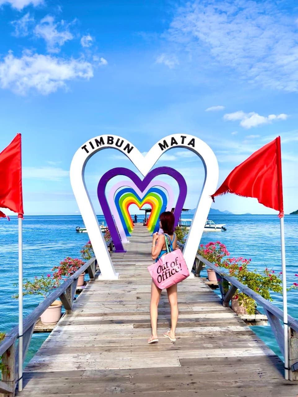 有一種藍叫 仙本那藍🌊#旅遊 - 梁Liang🦁️ (@liang08_19) | Dcard