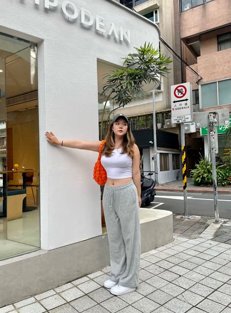 #分享 偏大隻女子的日常ootd🫧 - 穿搭板 | Dcard