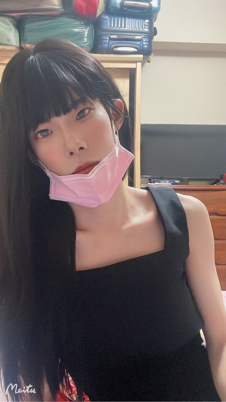 開頭像！！ 順便發點小困擾😞 - 雨萱 (@sixflower) | Dcard