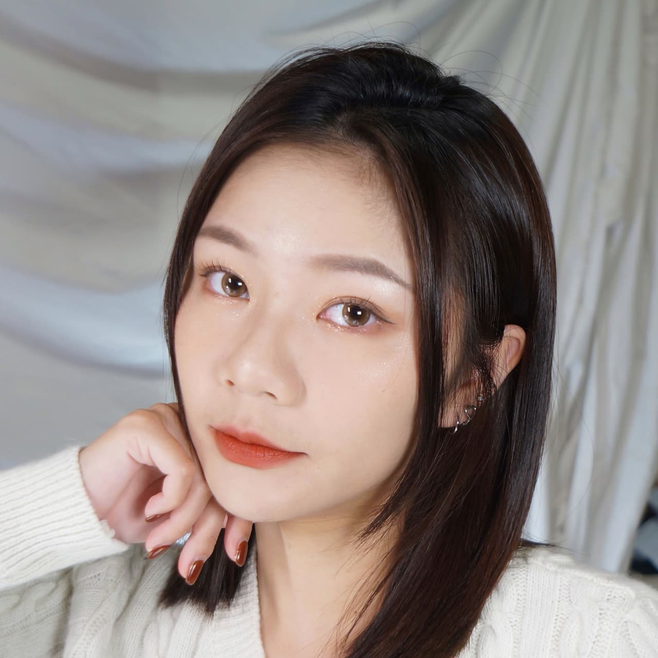 冬日裡的第一杯奶茶隱眼 Luena全新高光系新品 - Van (@van.vanmake) | Dcard