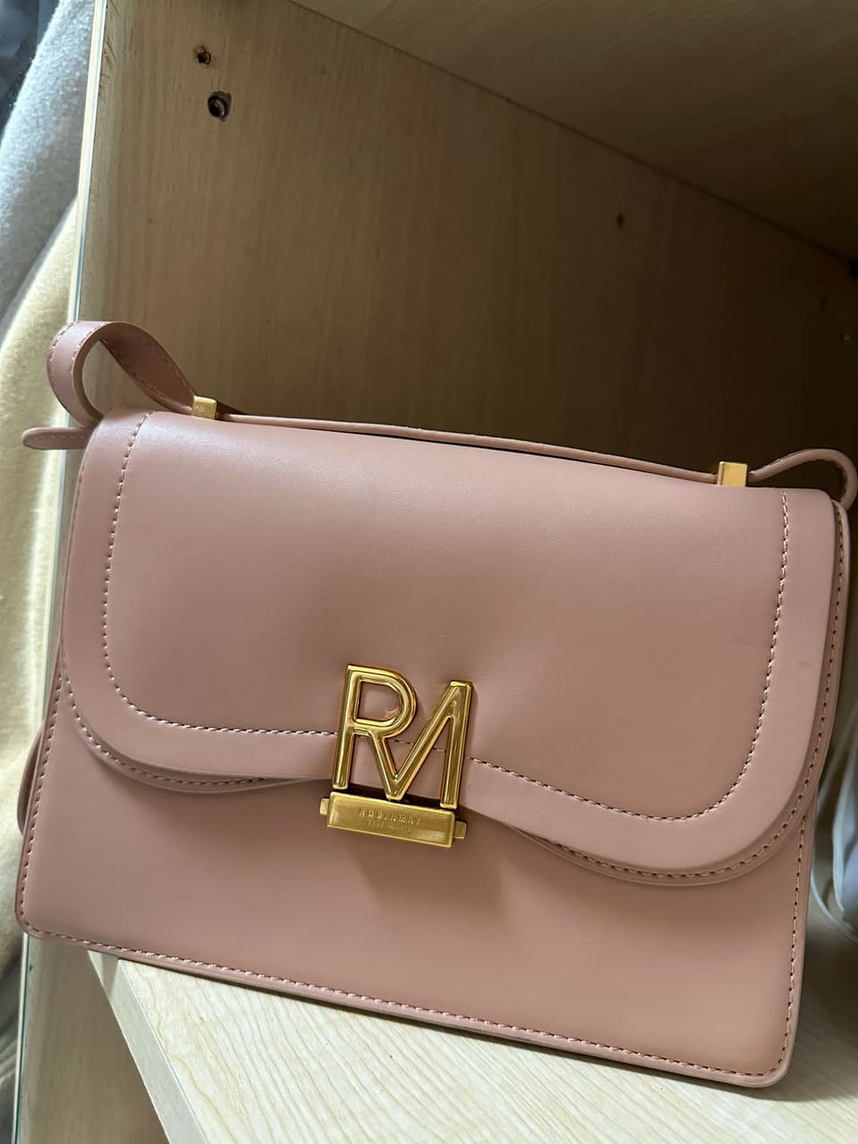 #我要賣 RM/CK全新便宜賣 - 二手交易板 | Dcard