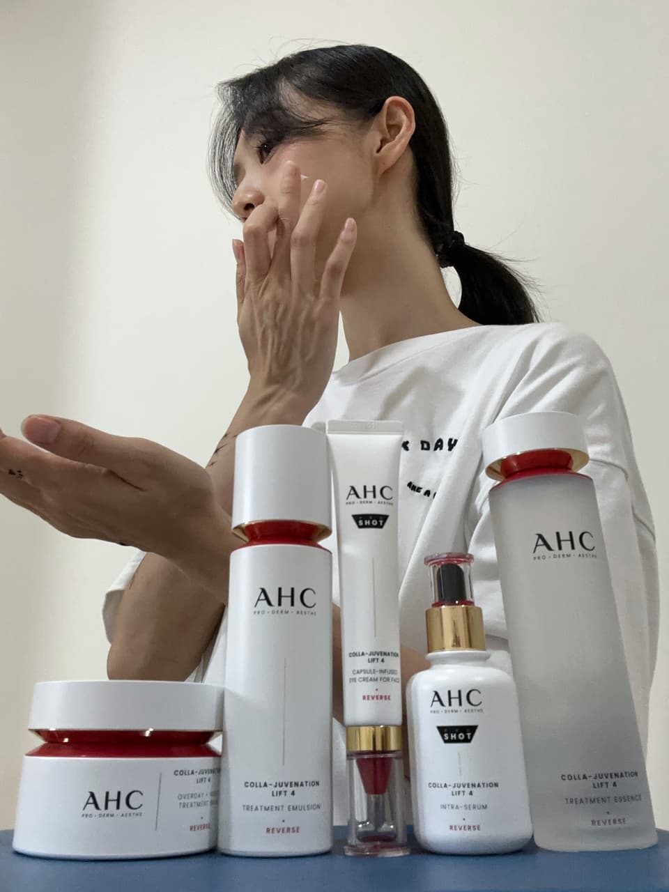 抗老日常保養秘訣：AHC雙波系列助你抵禦歲月痕跡•͜• #我來開箱 - 𝐒𝐚𝐜𝐡𝐢𝐤𝐨 (@sachiko1225) | Dcard