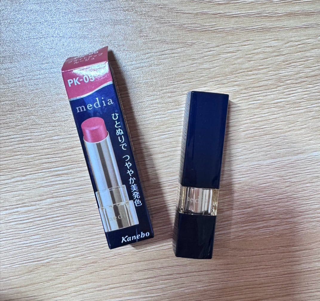 媚點media 水灩光唇膏 堪比護唇膏的潤感，直接列入必回購清單 ️ ️ ️｜D卡實測員 - 混油肌美保日常 (@forthoseiloved) | Dcard