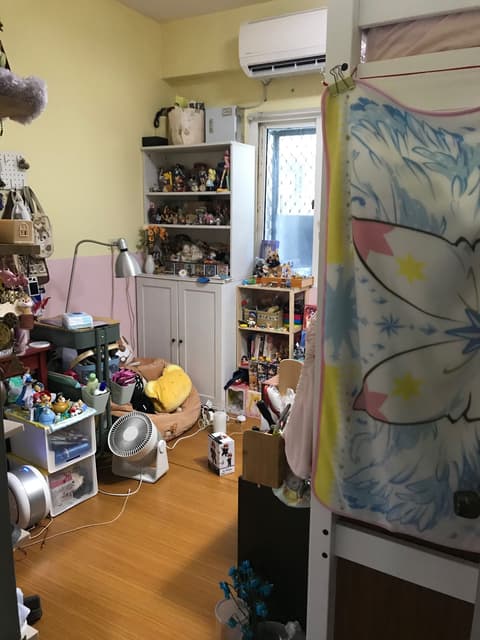 What’s in my room寫實派宅宅房間 - B54 留言 | Dcard