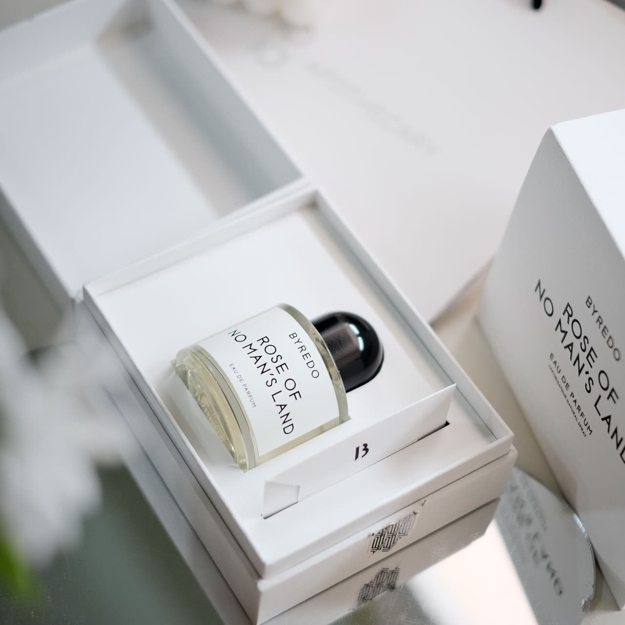 一聞就深陷神秘沼澤！BYREDO無人之境🌹 - 草莓奶昔🍓 (@susu.310) | Dcard