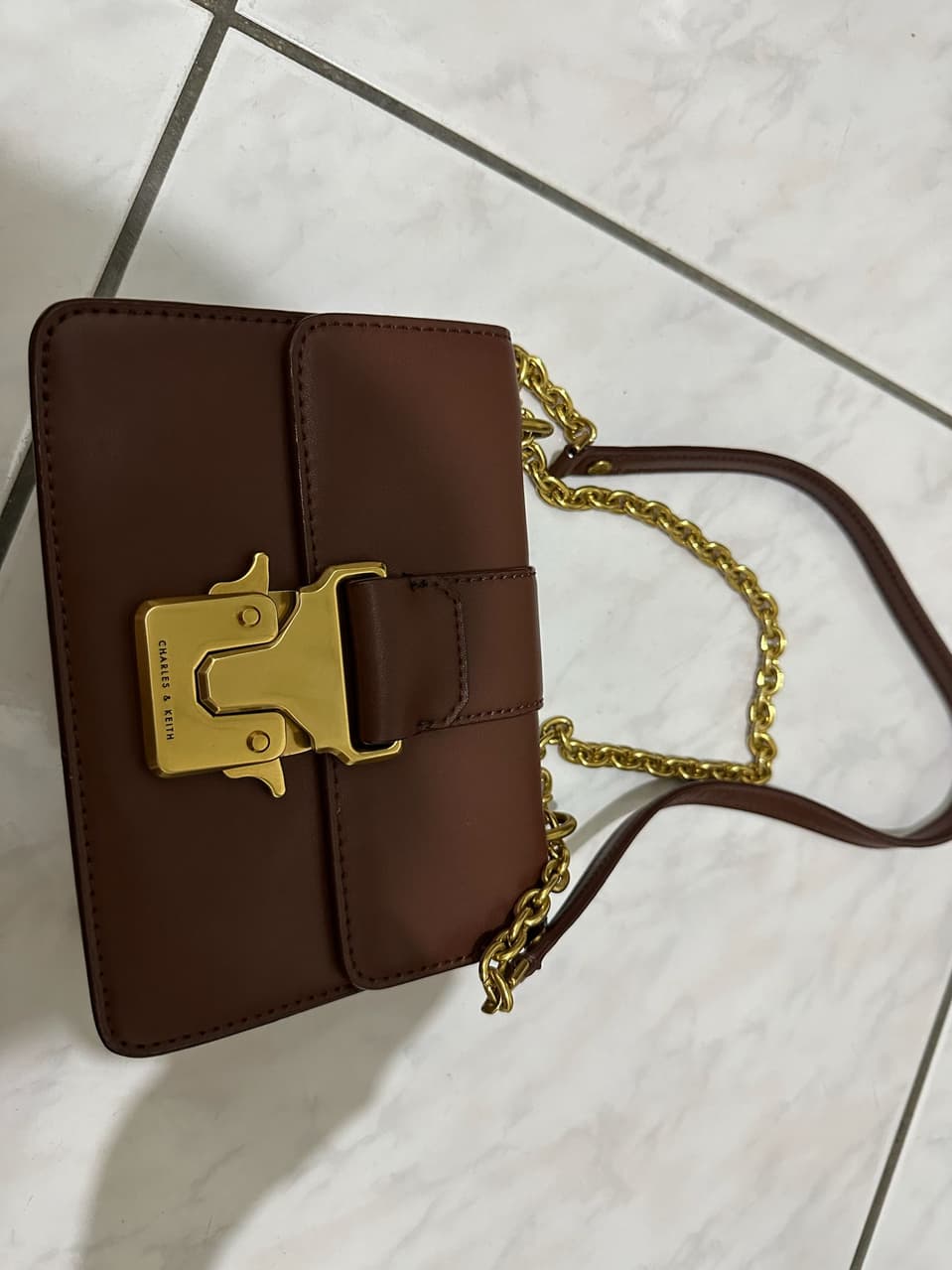 #我要賣 #我要賣 kate spade/MK/小ck包包 可議價 - 二手交易板 | Dcard