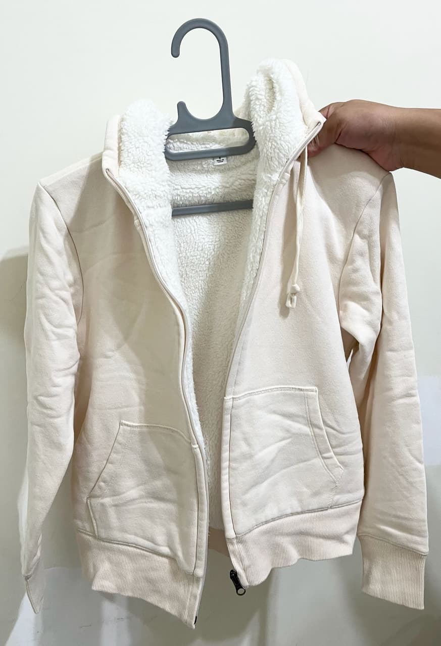 #我要賣 降售 $50起 秋冬二手衣物🍂（UQ/H&M/SHEIN/HANG TEN） - 二手交易板 | Dcard