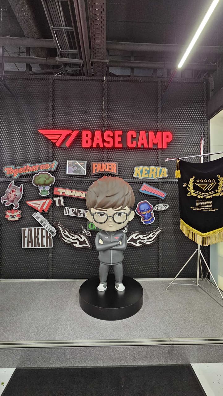#分享 T1 Base Camp 二訪分享 - 英雄聯盟板 | Dcard