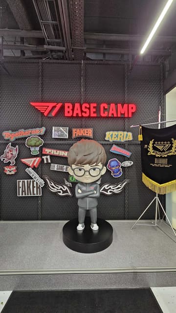 #分享 T1 Base Camp 二訪分享 - 英雄聯盟板 | Dcard