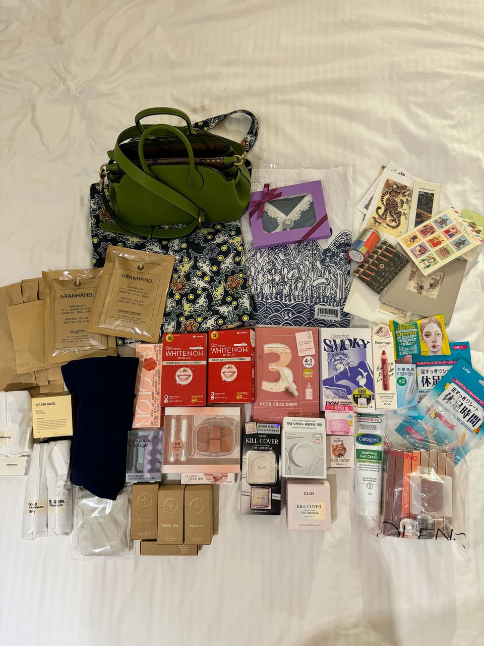 #分享 韓國四天穿搭，Uniqlo新品分享，九月還是爆熱🔥 - 穿搭板 | Dcard