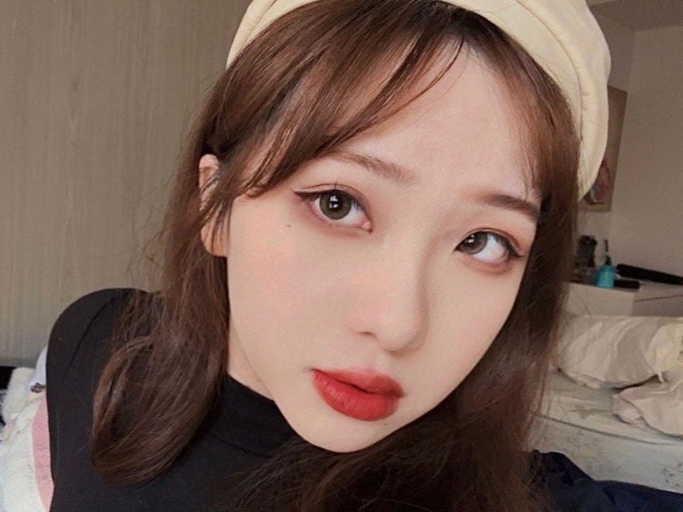 #分享 原來這就是專櫃的粉質🥺NARS流金夜閃聖誕眼彩盤 - 美妝板 | Dcard