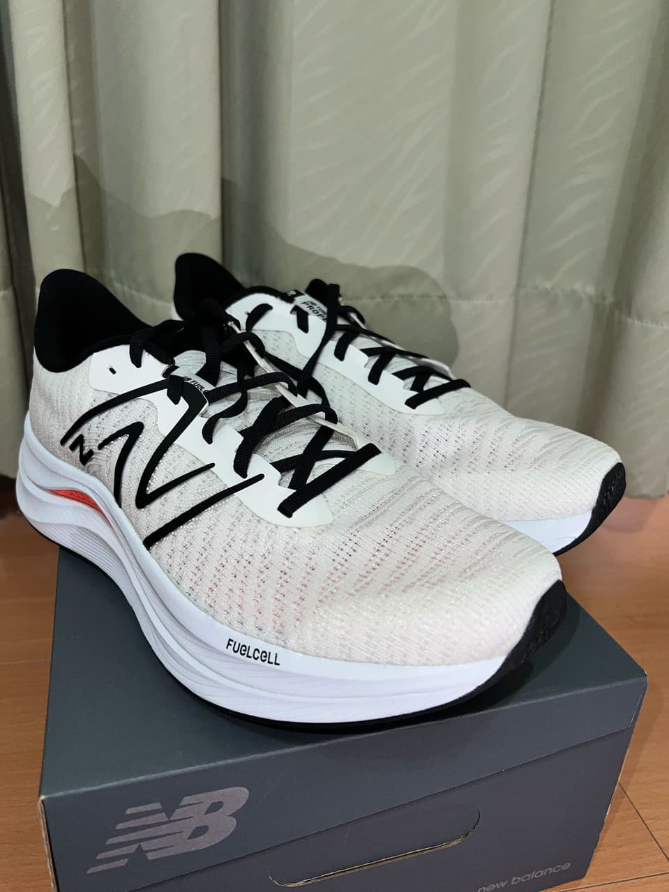 #分享 NewBalance FuelCell Propel v4開箱暨實跑心得 - 球鞋板 | Dcard