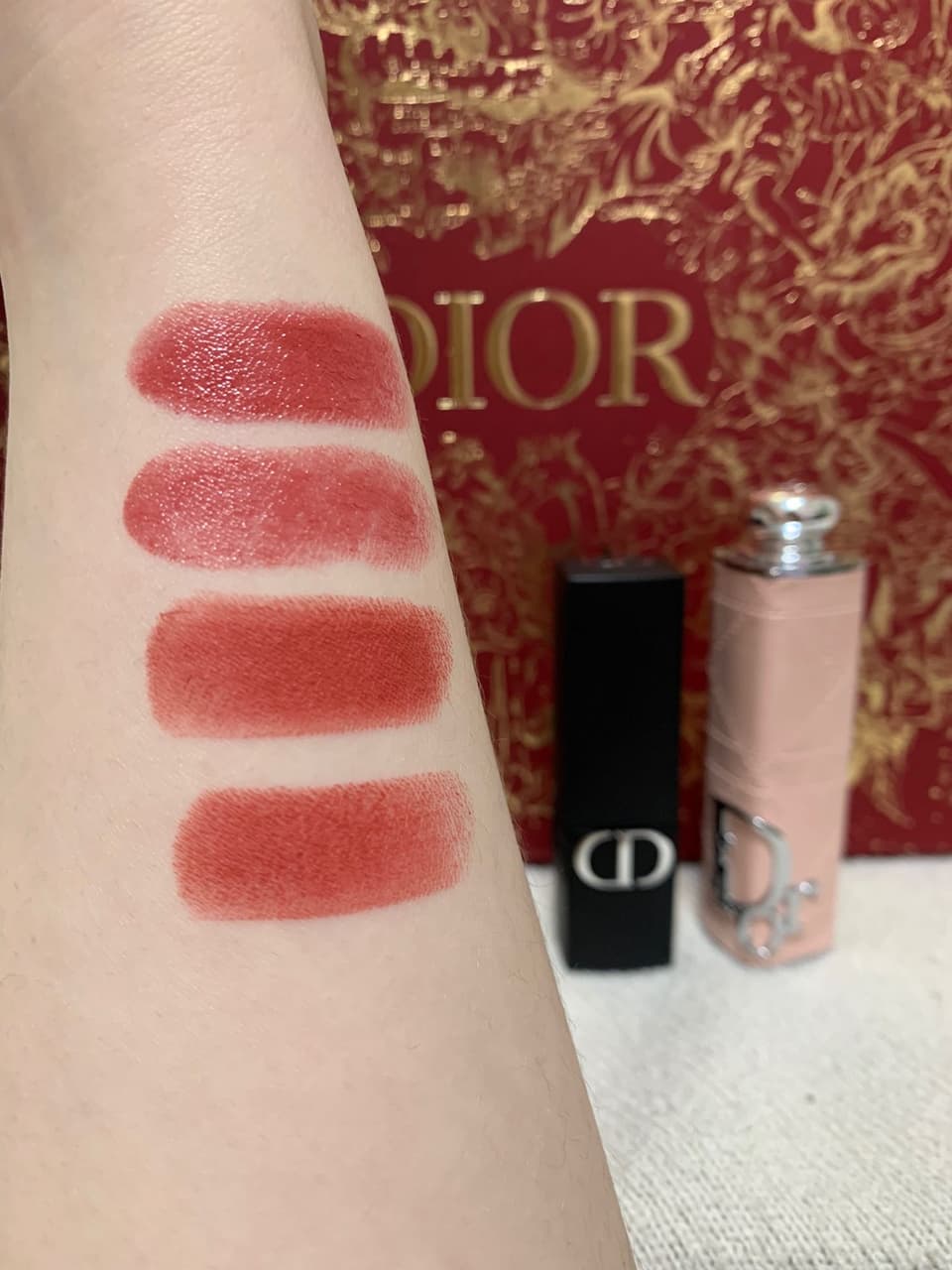 #試色 Dior超完美持久唇膏#720 - 美妝板 | Dcard