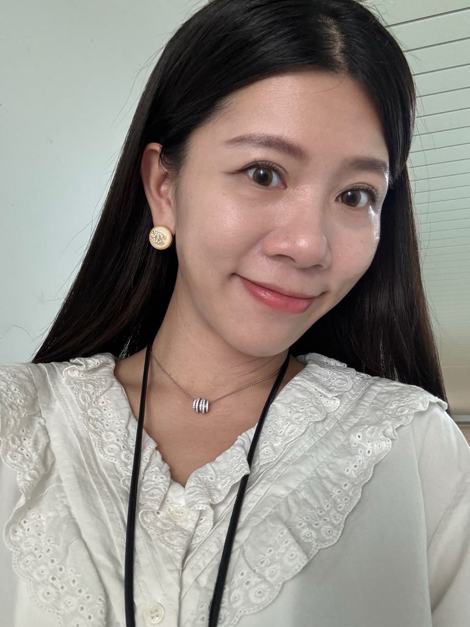 YSL 情挑誘光水唇膏可以閉眼入 - 逼逼喬伊 (@bb_7721) | Dcard