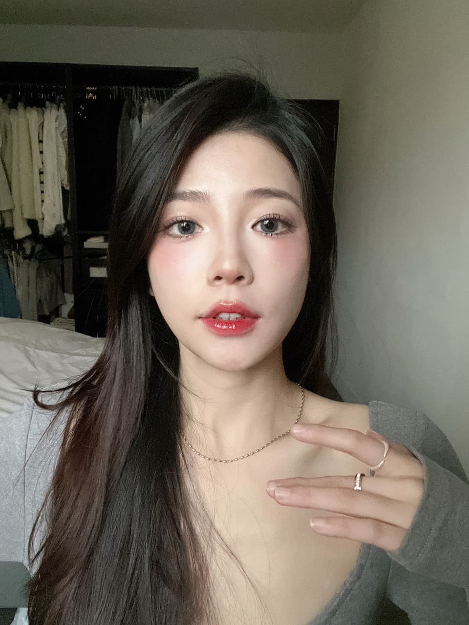 #分享 不允許還有人不知道眼下腮红｜微醺妝容畫法教學 - 美妝板 | Dcard