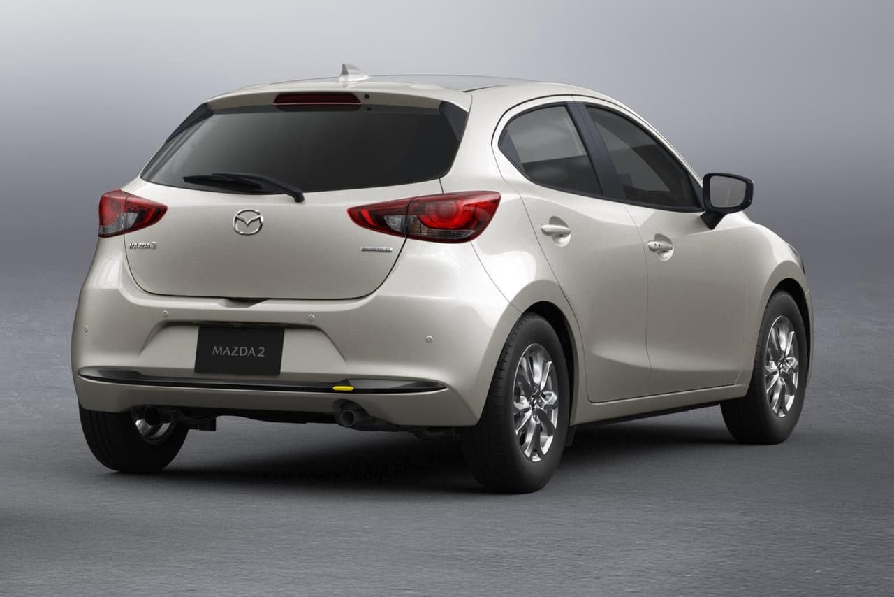 Mazda 2/CX-3 終於有更大的螢幕 - 汽車板 | Dcard