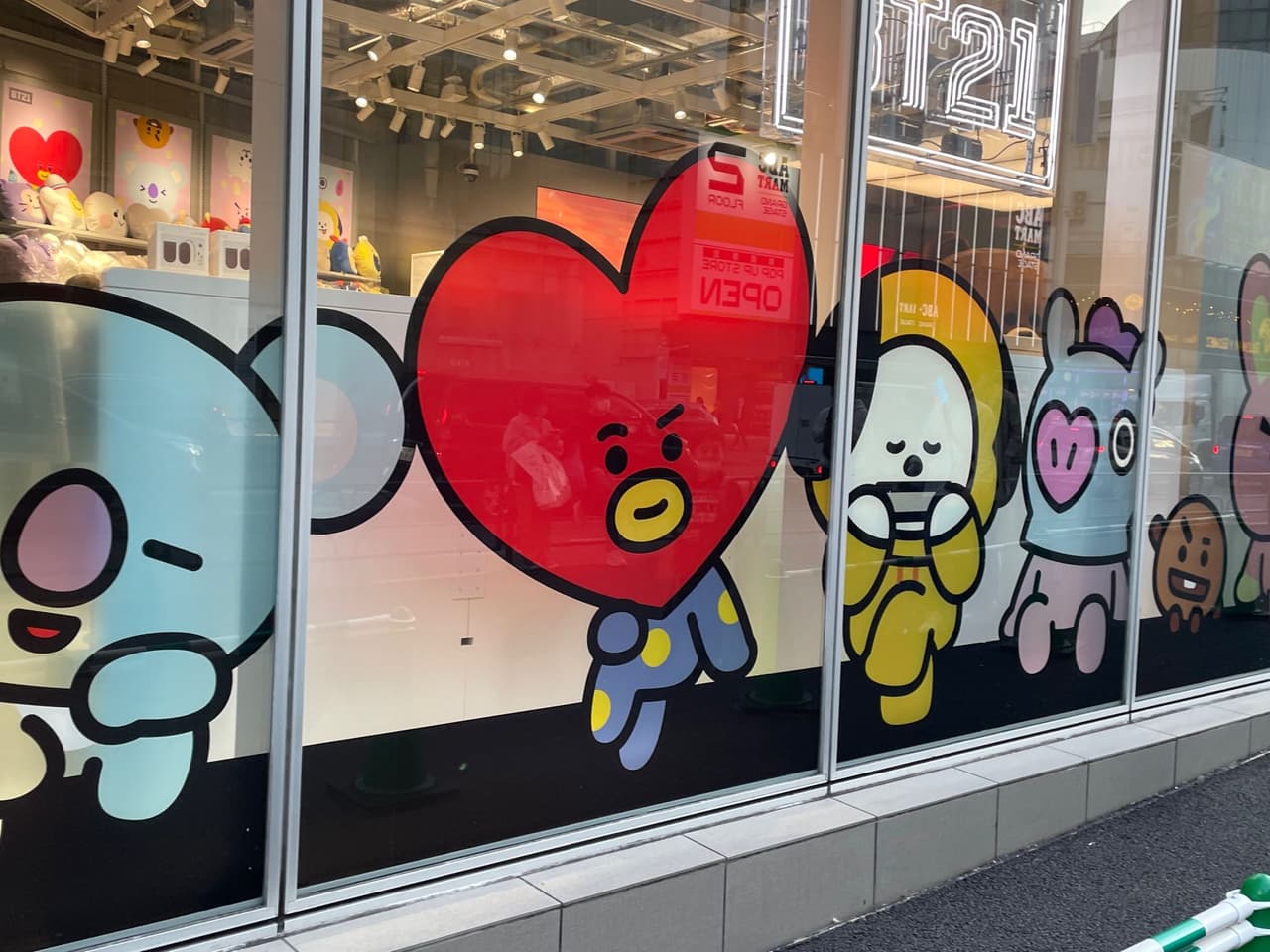 #分享 我在日本買的那些BT21周邊 - BTS板 | Dcard