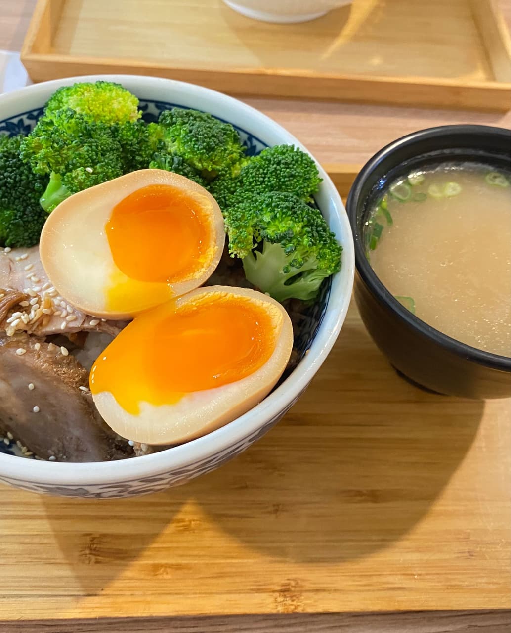 #中山 拉麵店的叉燒飯🍜 #肝苦世代 - 步步 生活紀錄⌛️ (@ivy.rose) | Dcard