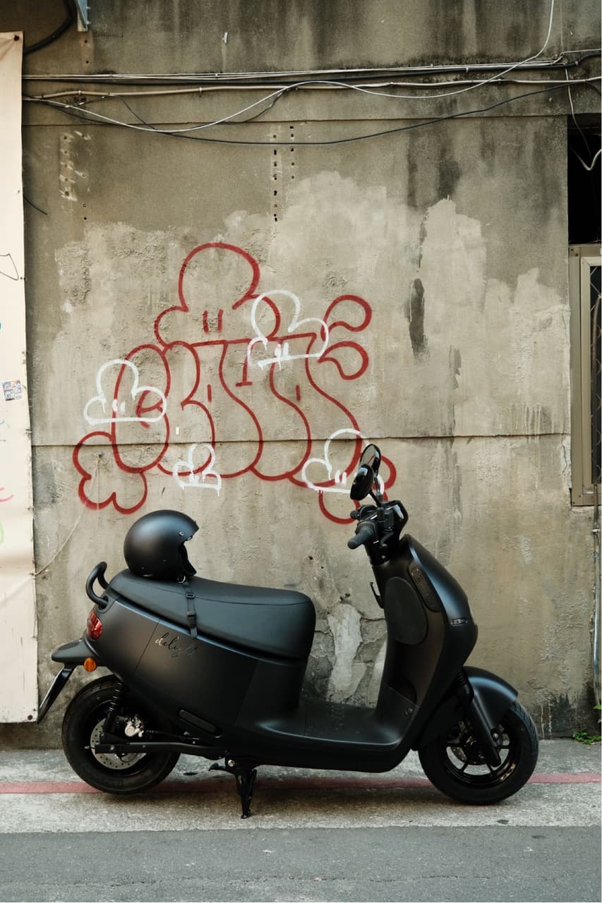 #抽獎 Gogoro “Be The New Black”做你自己的暗黑榮耀 - 媽媽咪呀的咪呀 (@miapu________) | Dcard