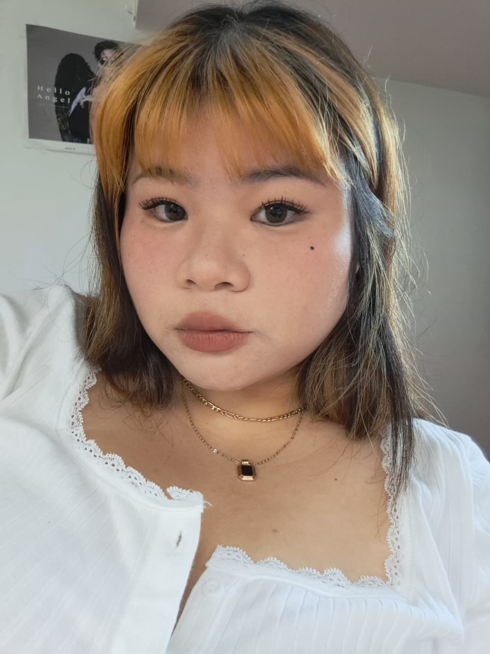 #妝容分享 直男以為你素顏 - 想環遊世界 (@bobo.pink) | Dcard