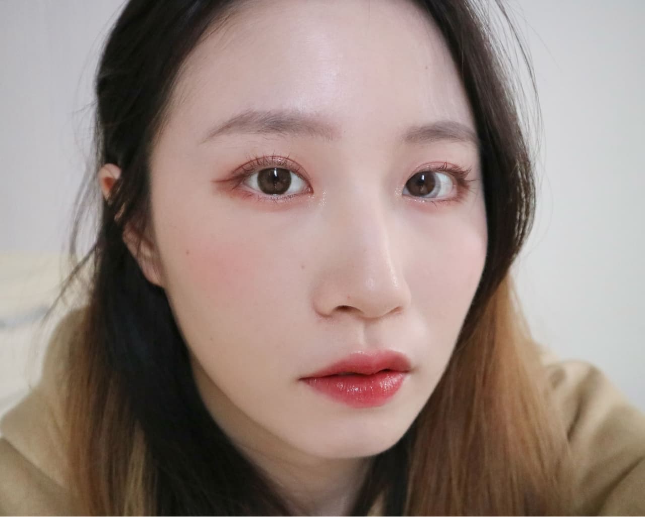 敲碗的眼妝教學 👀3ce auto focus - 白白胖胖愛麗兒 (@nicky_xuan) | Dcard