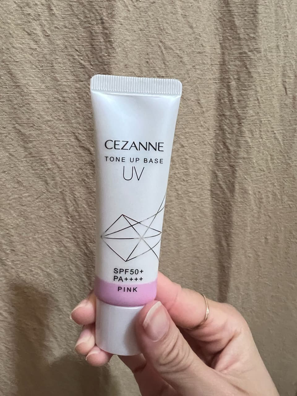 #分享 3款爆紅日系防曬妝前乳評比& be、怡麗絲爾小紅管、Cezanne - 美妝板 | Dcard