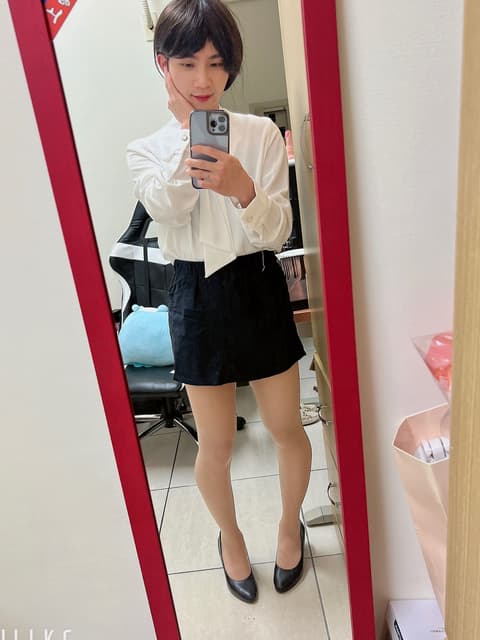 OL系列 - 偽娘板 | Dcard