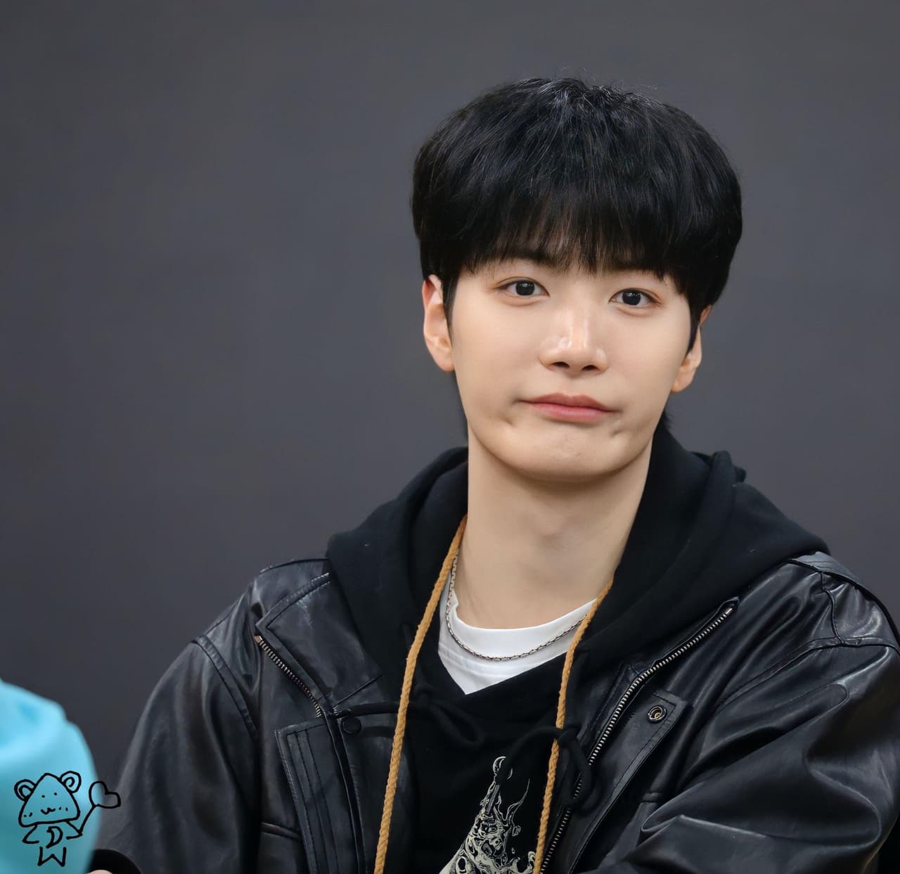 #閒聊 擁有最稀有酒窩的偶像 - NU'EST板 | Dcard