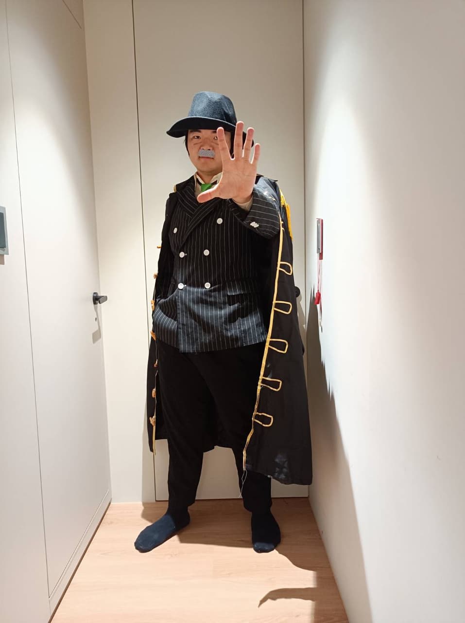 one piece Capone Bege cosplay ワンピース カポネ・ベッジ コスプレ 海賊王 培基 完全試裝 - Cosplay板 ...