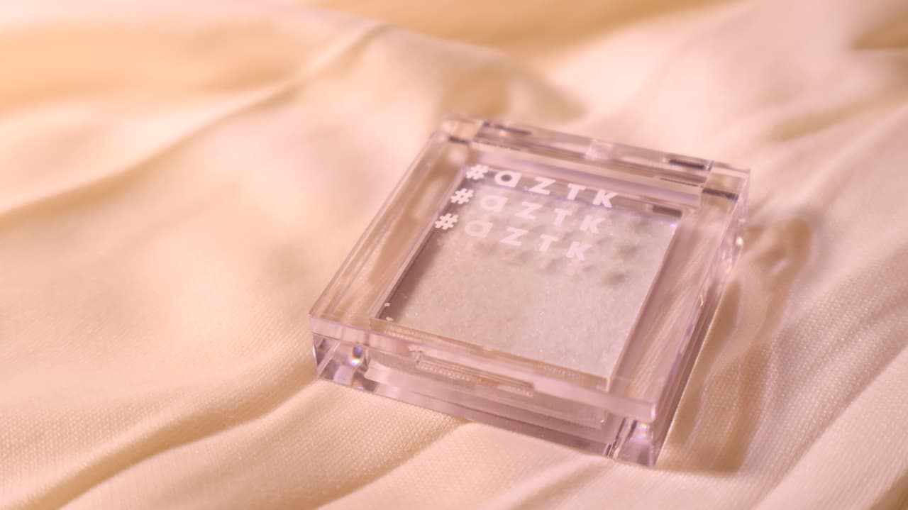 #分享 平價超美偏光眼影🦄｜#AZTK單色眼影 #03珍珠白 - 美妝板 | Dcard