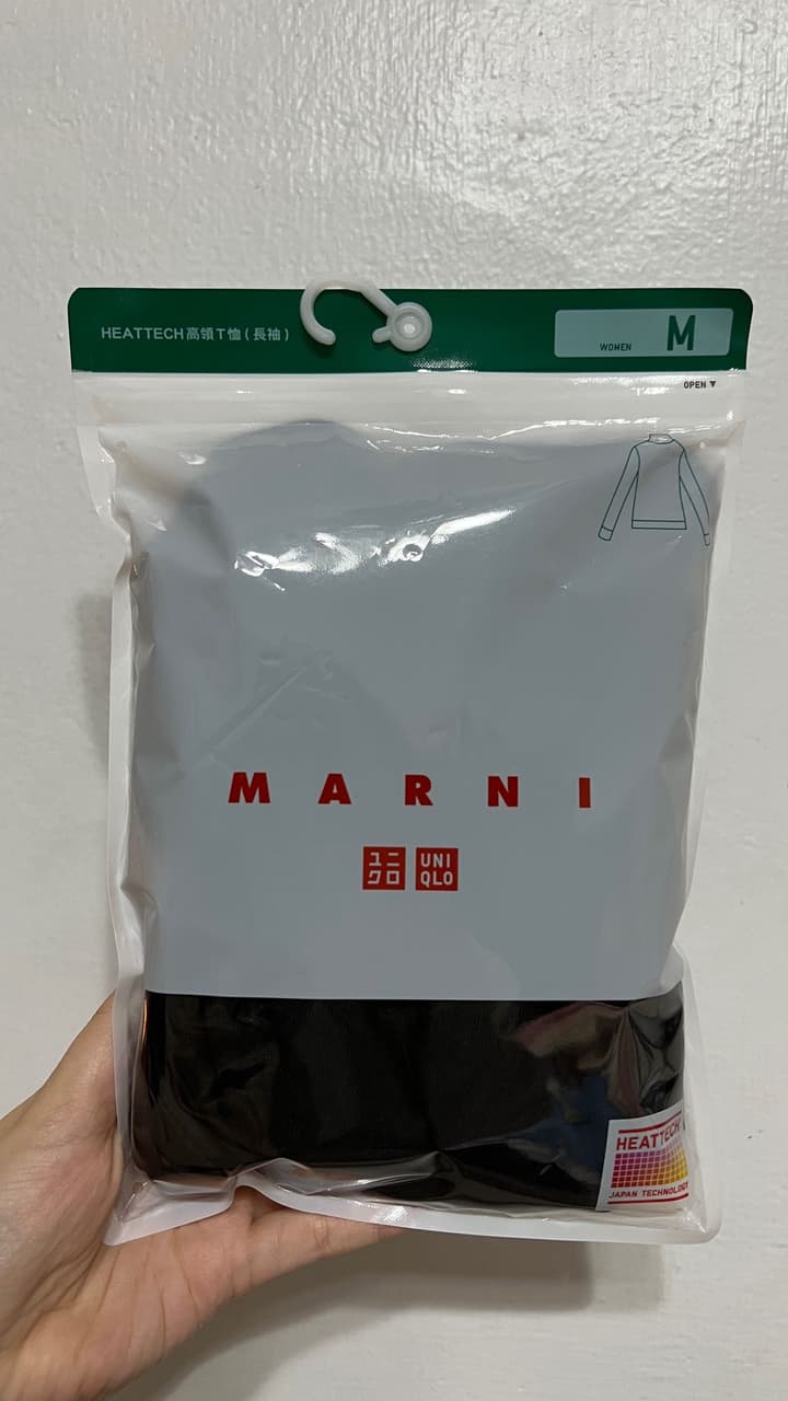 被uq發熱衣欺騙(*¯︶¯*) - 穿搭板 | Dcard